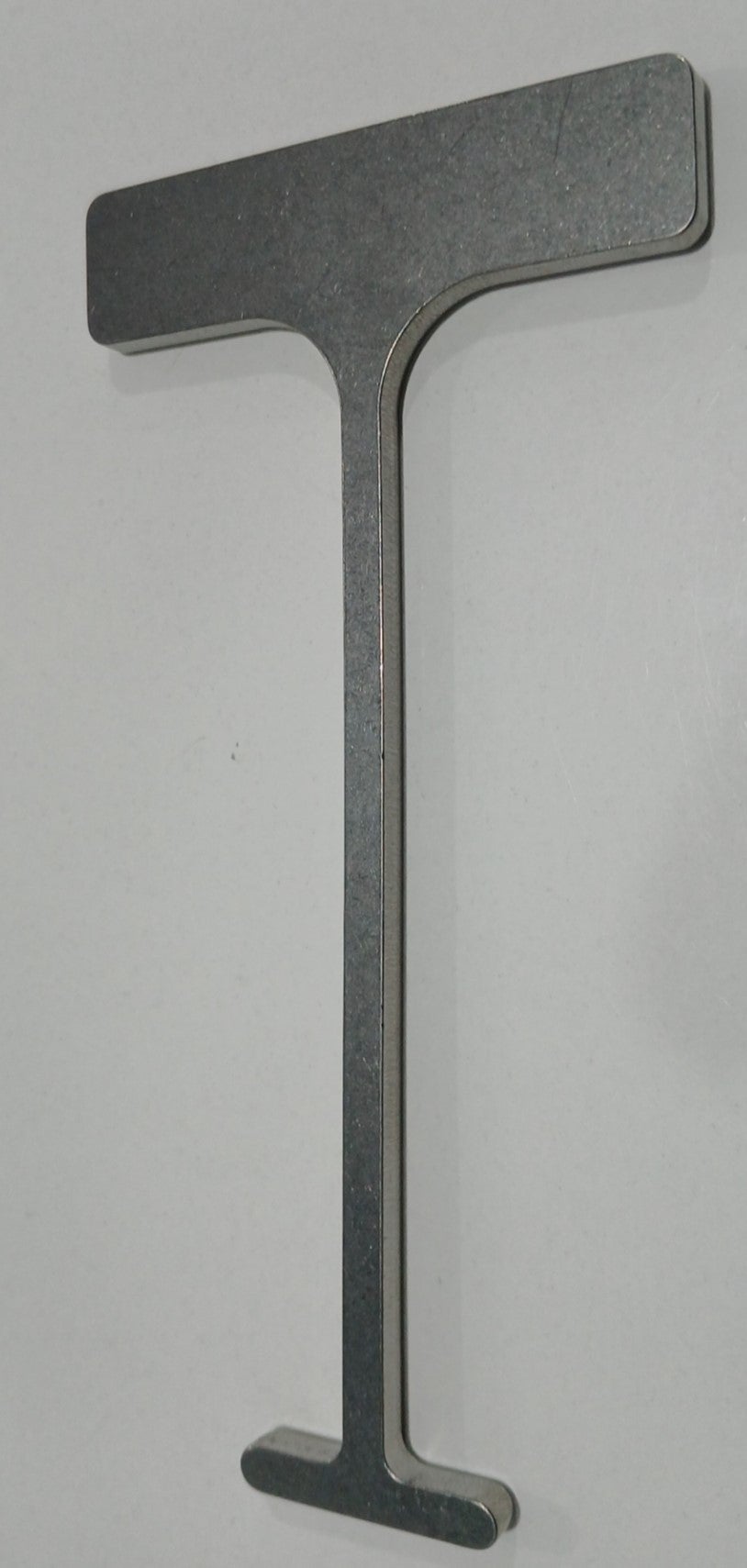 SKIMMER LID KEY | CENTRAL COAST POOL SUPPLIES PTY LTD